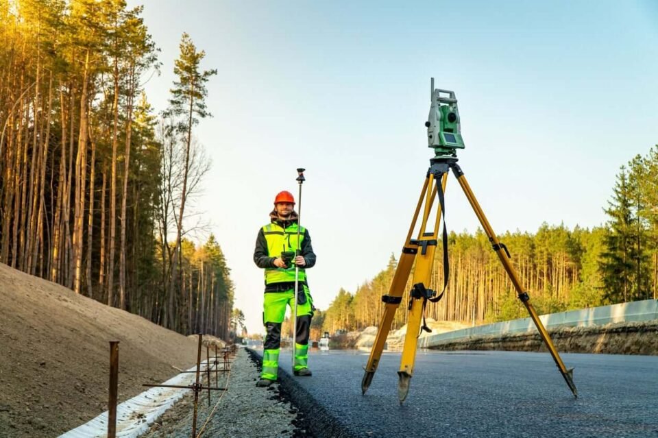 Buyer's Guide to Selecting the Right Surveying Equipment
