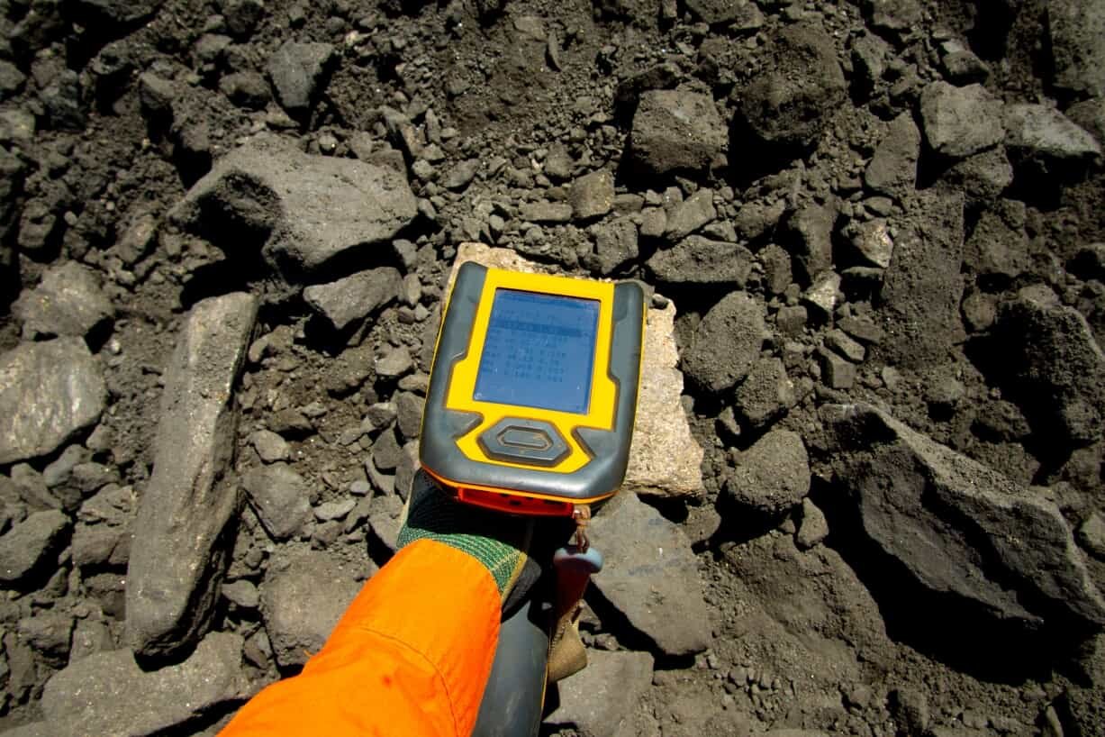 Handheld XRF Analyzers: Comparing the Top Models for 2026 ...